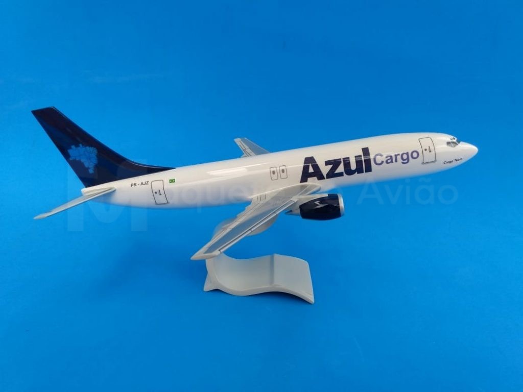 737-400 36 cm AZUL CARGO - Maquete de Avião